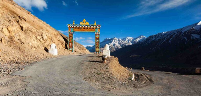 How to Reach Spiti Valley: A Complete Guide