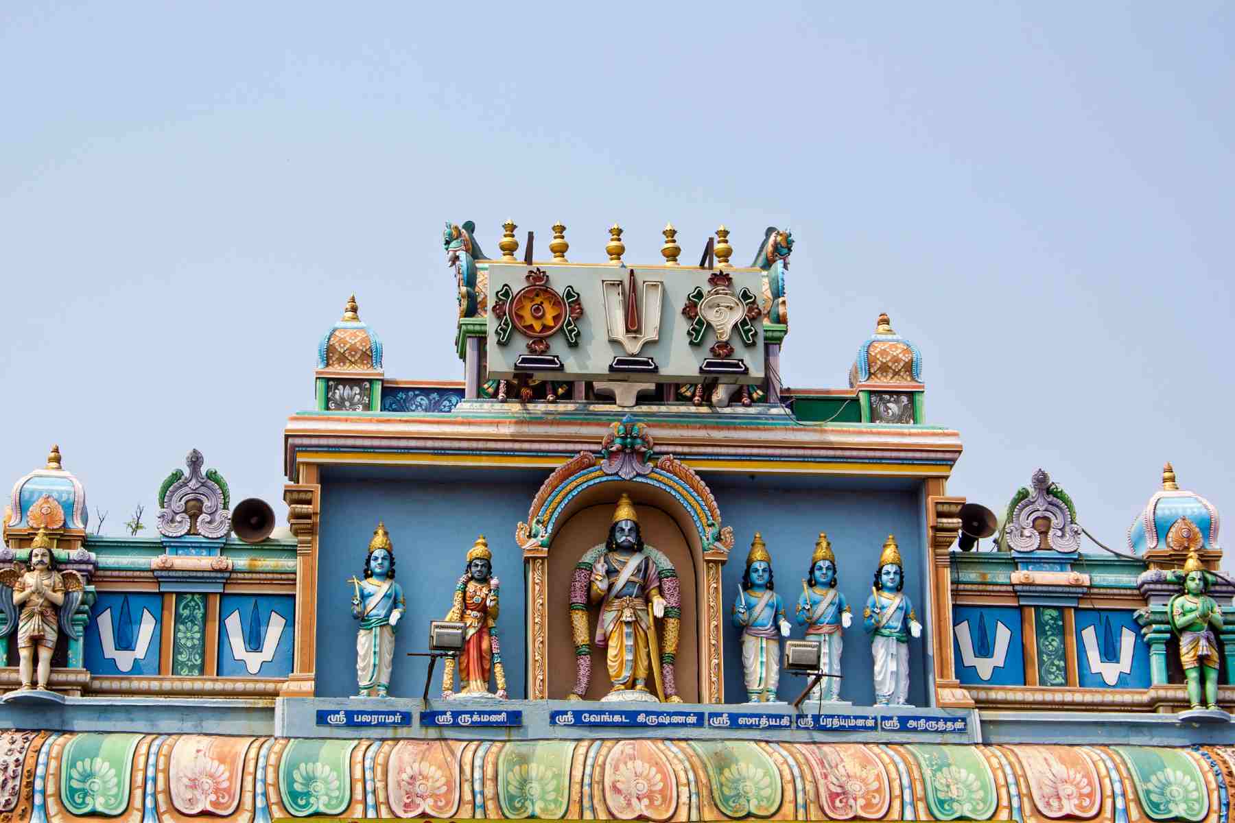Explore the 15 Famous Temples in Chennai
