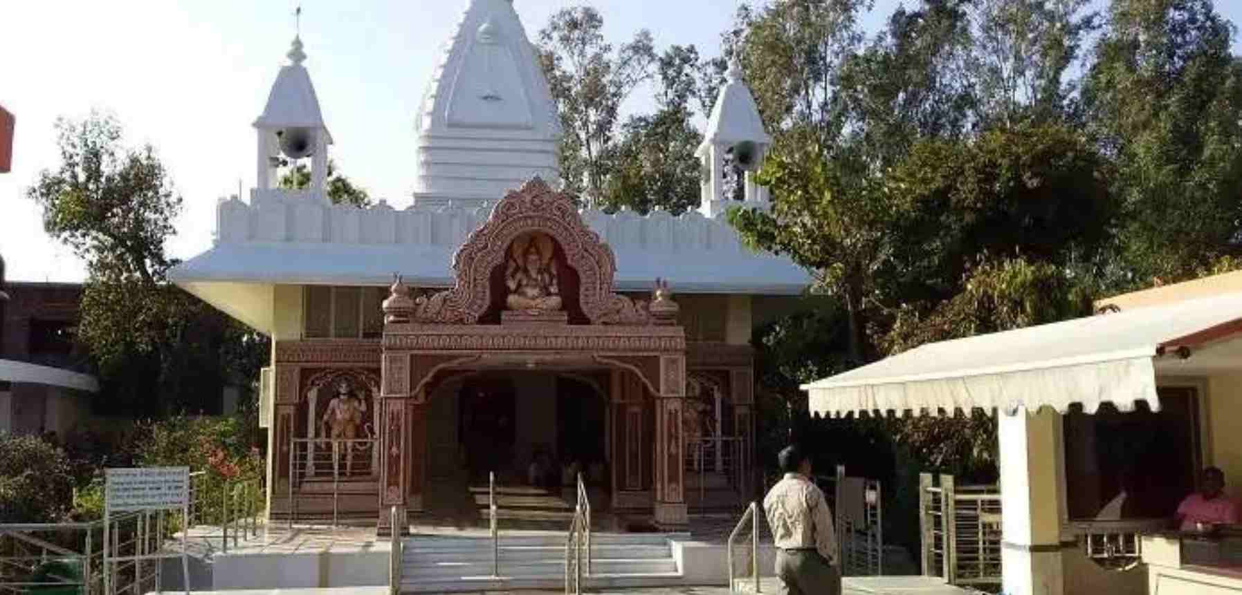 12 Famous temples in Rishikesh to visit