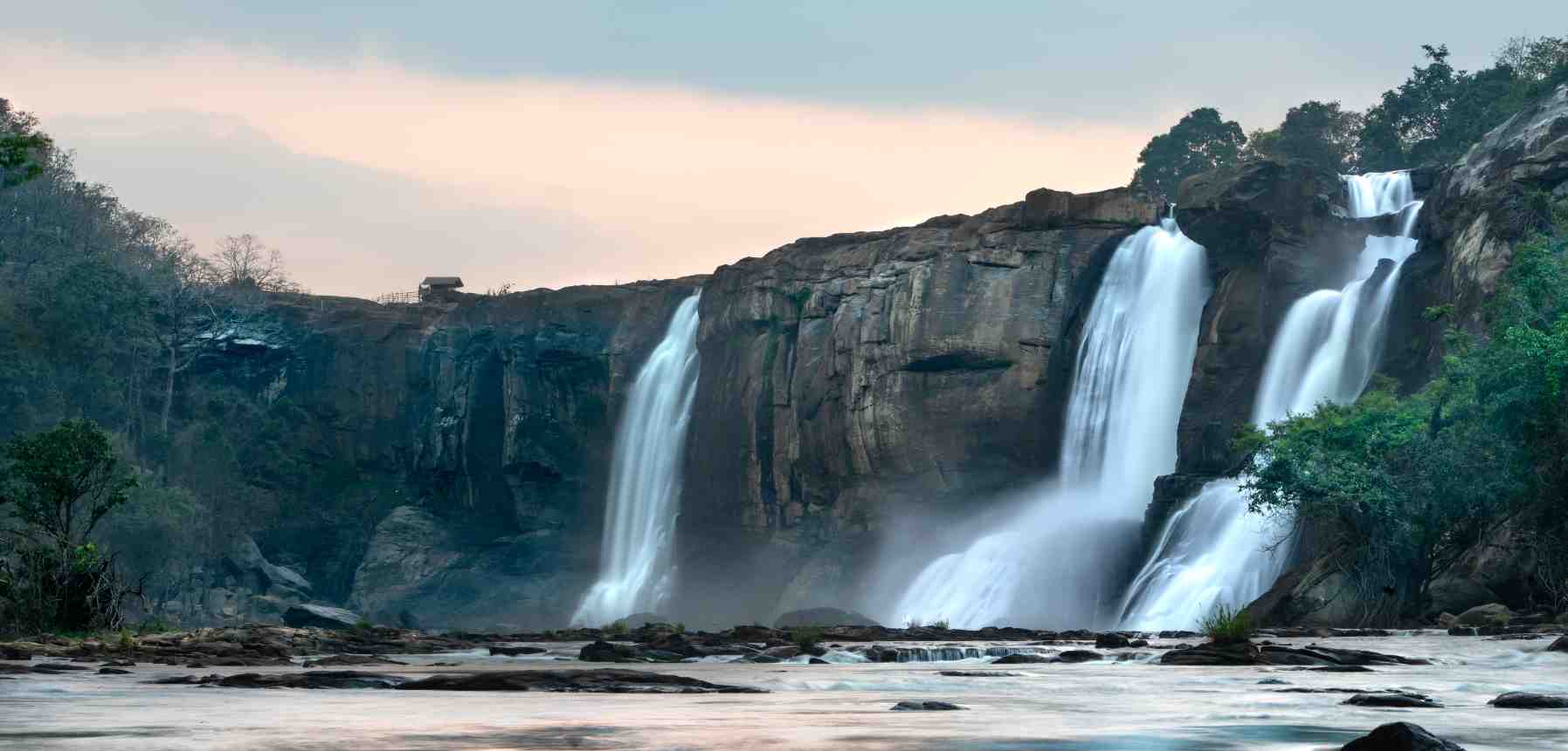 Athirappilly Waterfalls: Best Waterfall in Kerala 2025