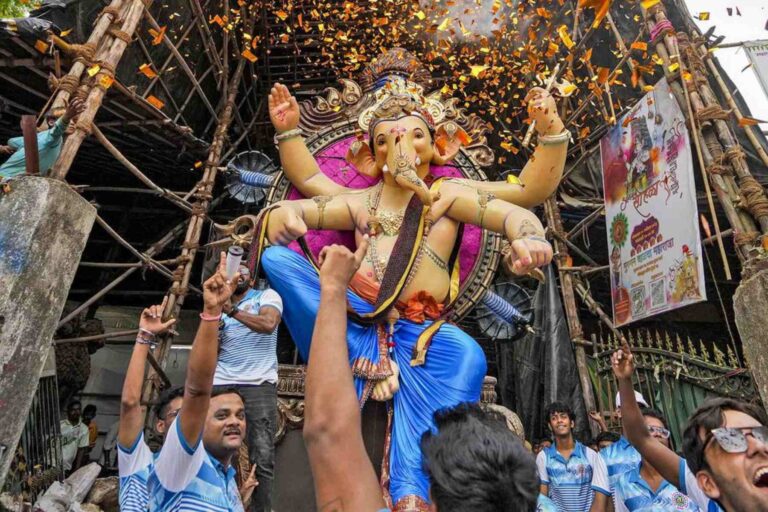 Ganesh Chaturthi in Mumbai: 10 Famous Pandals & Celebrations