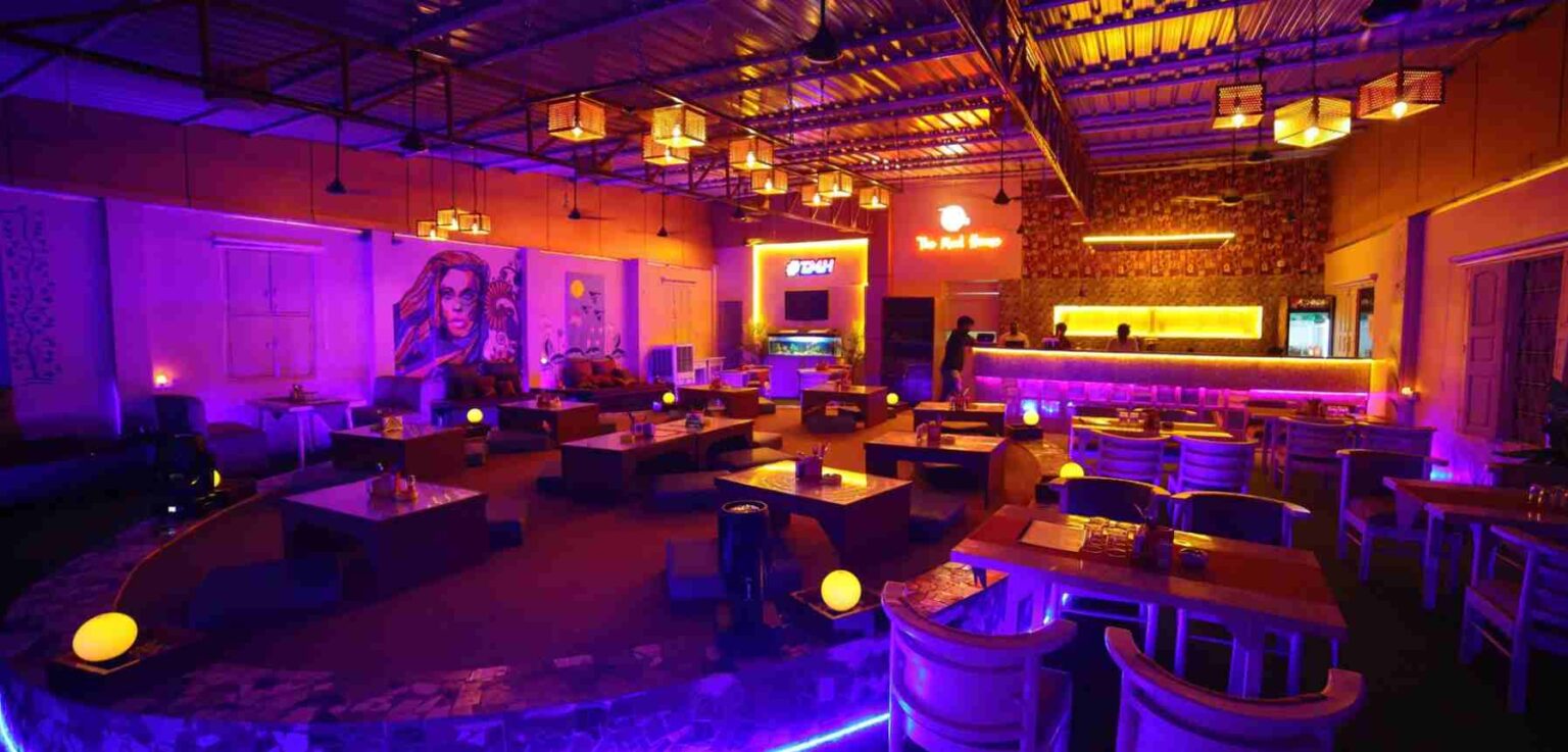 8 Best Restaurants in Varanasi: Best Picks