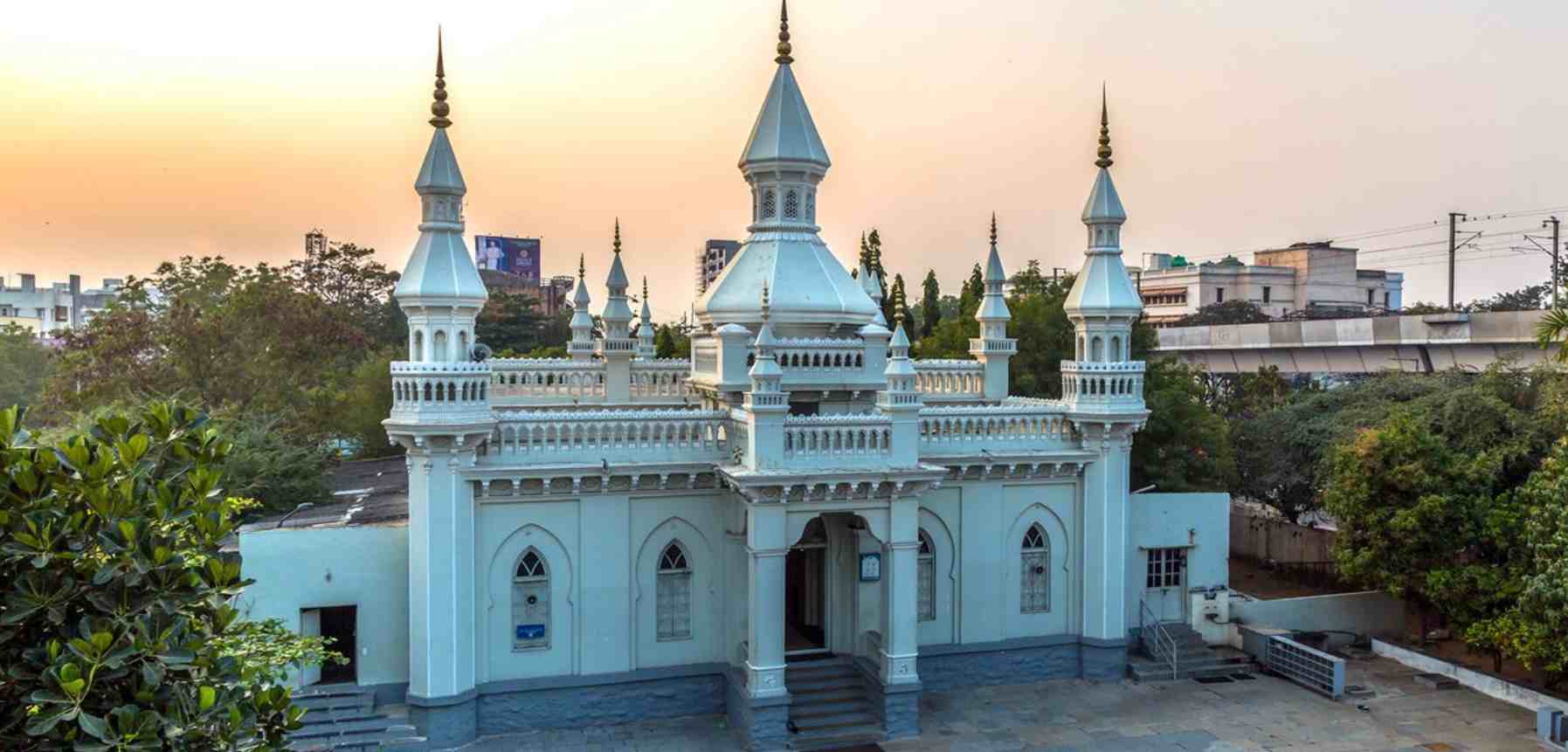 15 Best Historical Places in Hyderabad: Malwala & Char Minar