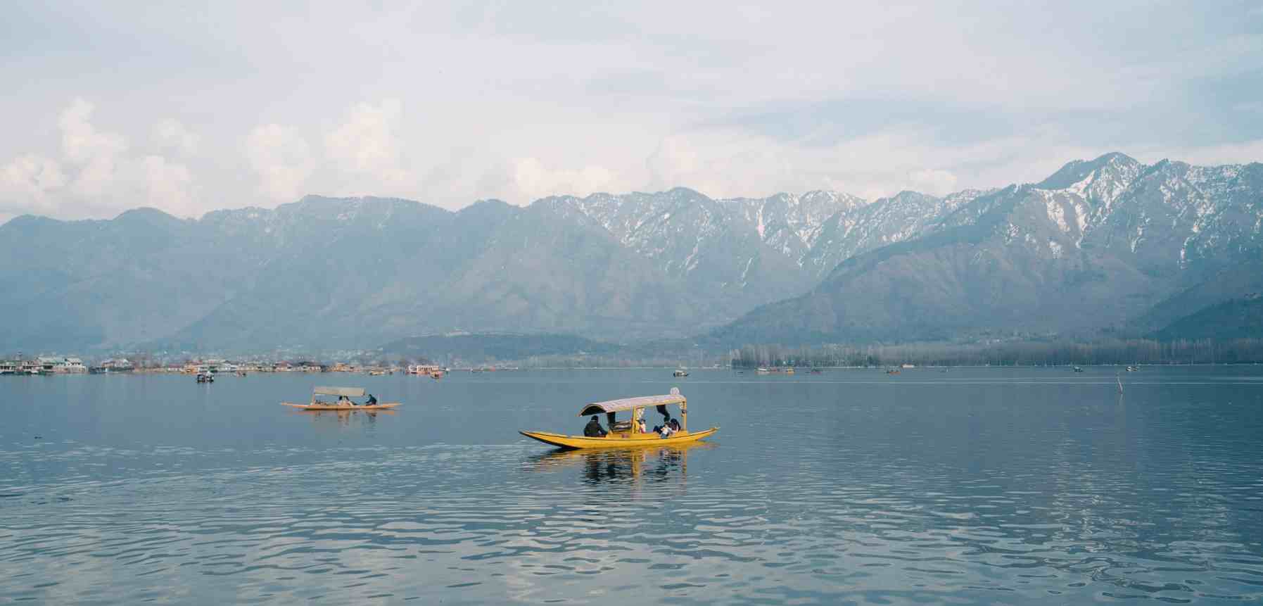 Best Time to Visit Kashmir: Seasons & Travel Tips Guide 2025