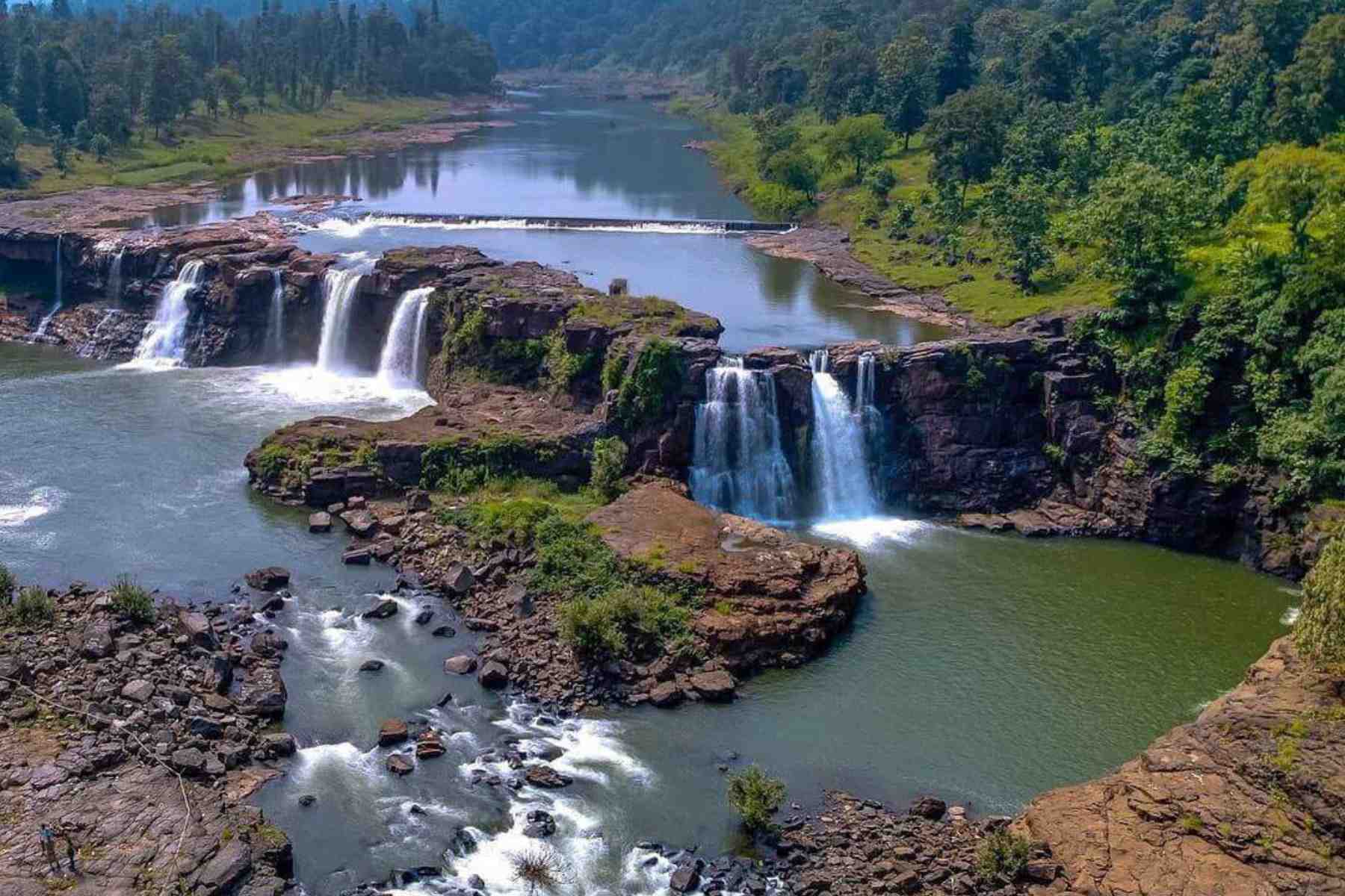 Satpura Hill Station Saputara Reckoned Be Sole Hill Station Stock